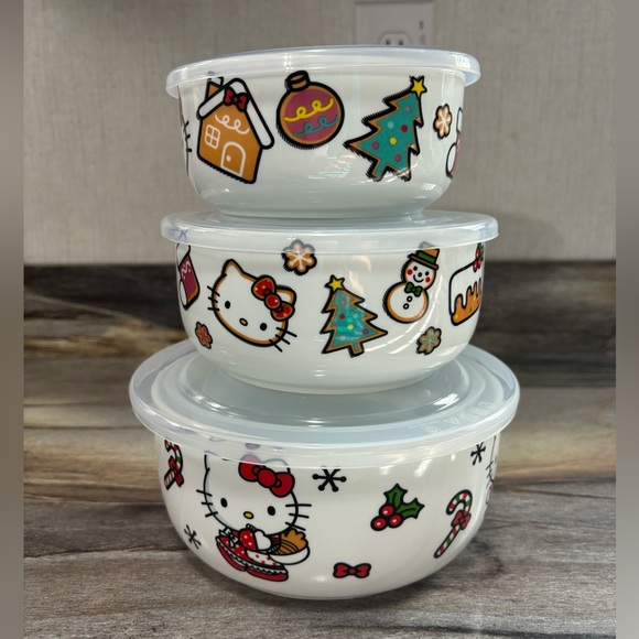 Hello Kitty | Kitchen | Hello Kitty Tupperware | Poshmark